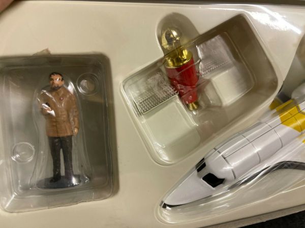 CORGI Boxed JAMES BOND 007 MOONRAKER Space Shuttle Model & Drax ...