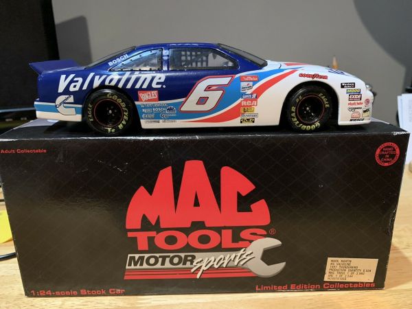 1997 Mark Martin 1/24 Diecast Mac Tools Motor Sports 6 Valvoline ...