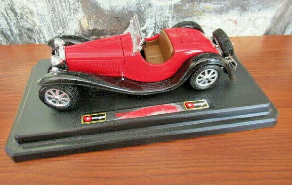 BURAGO BUGATTI TYPE 55 1932 SCALE 1/24 BOXED MODEL CAR MADE IN ITALY ...