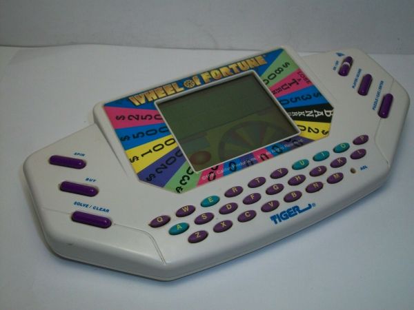 Vintage 1995 Tiger Electronics Wheel Of Fortune Handheld Game W ...